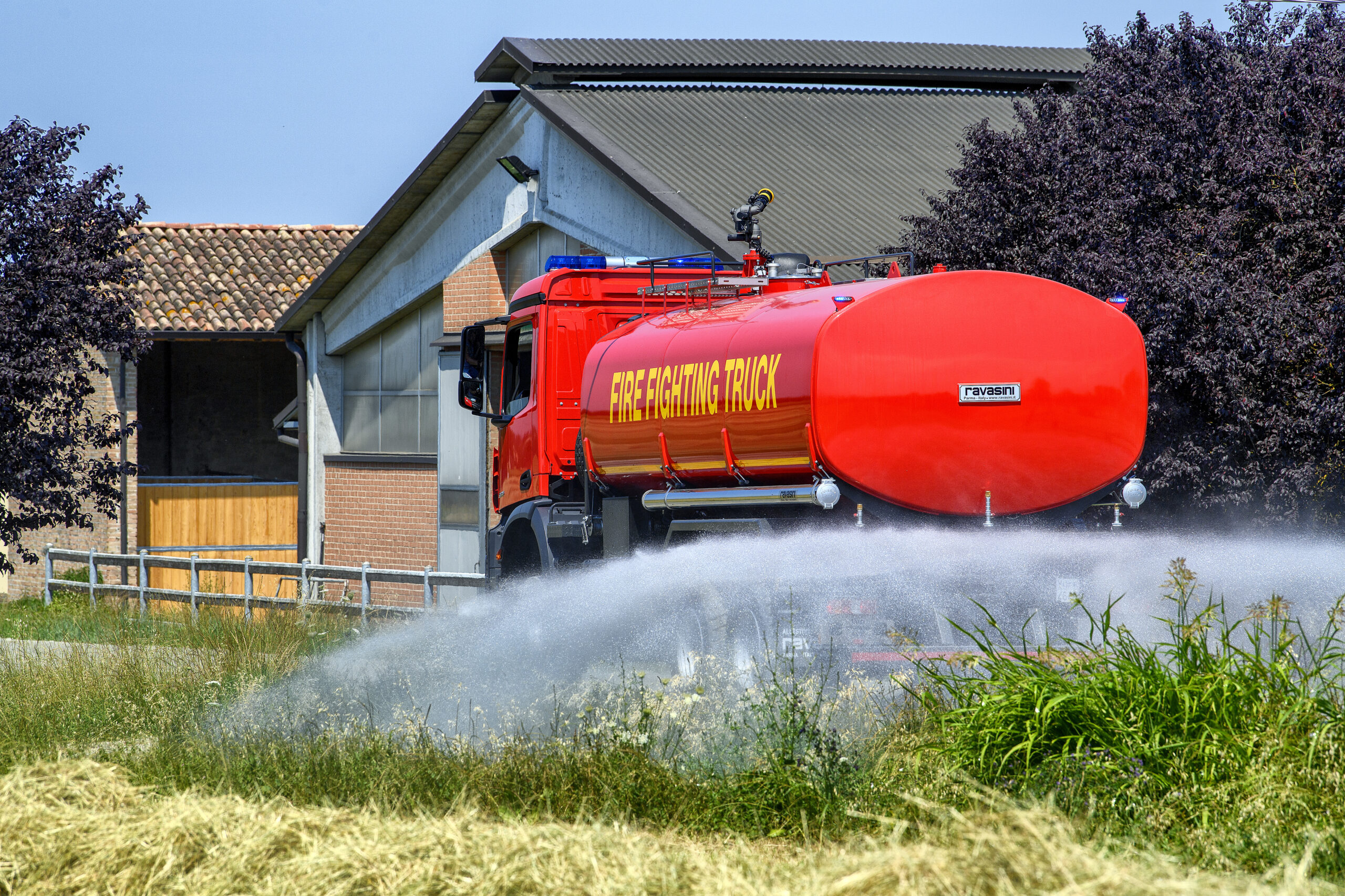 firefighting_tank_truck